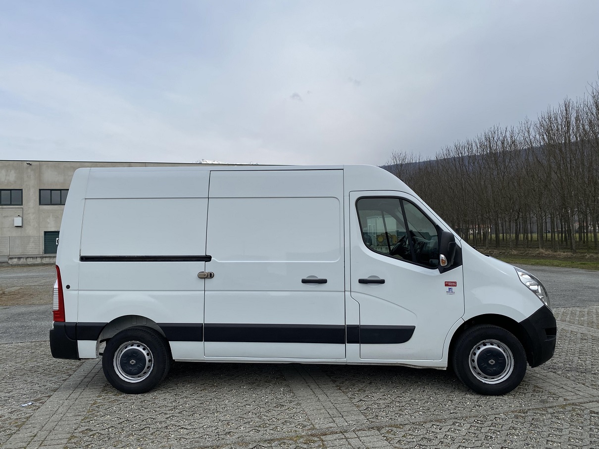 RENAULT MASTER 125dci PASSO MEDIO - Diesel Car s.r.l.Diesel Car s.r.l.