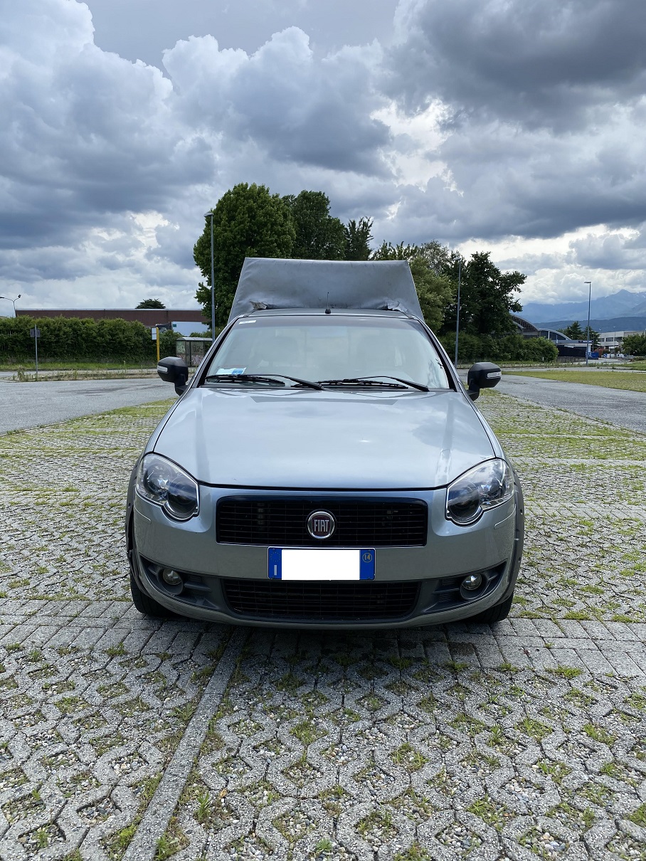 FIAT STRADA 1.3mjt 95cv TREKKING CON CENTINA E TELONE - Diesel Car s.r ...