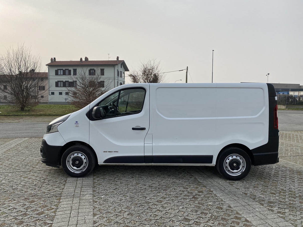 RENAULT TRAFIC 120 ENERGY RIVESTIMENTO TOTALE - Diesel Car s.r.l.Diesel ...